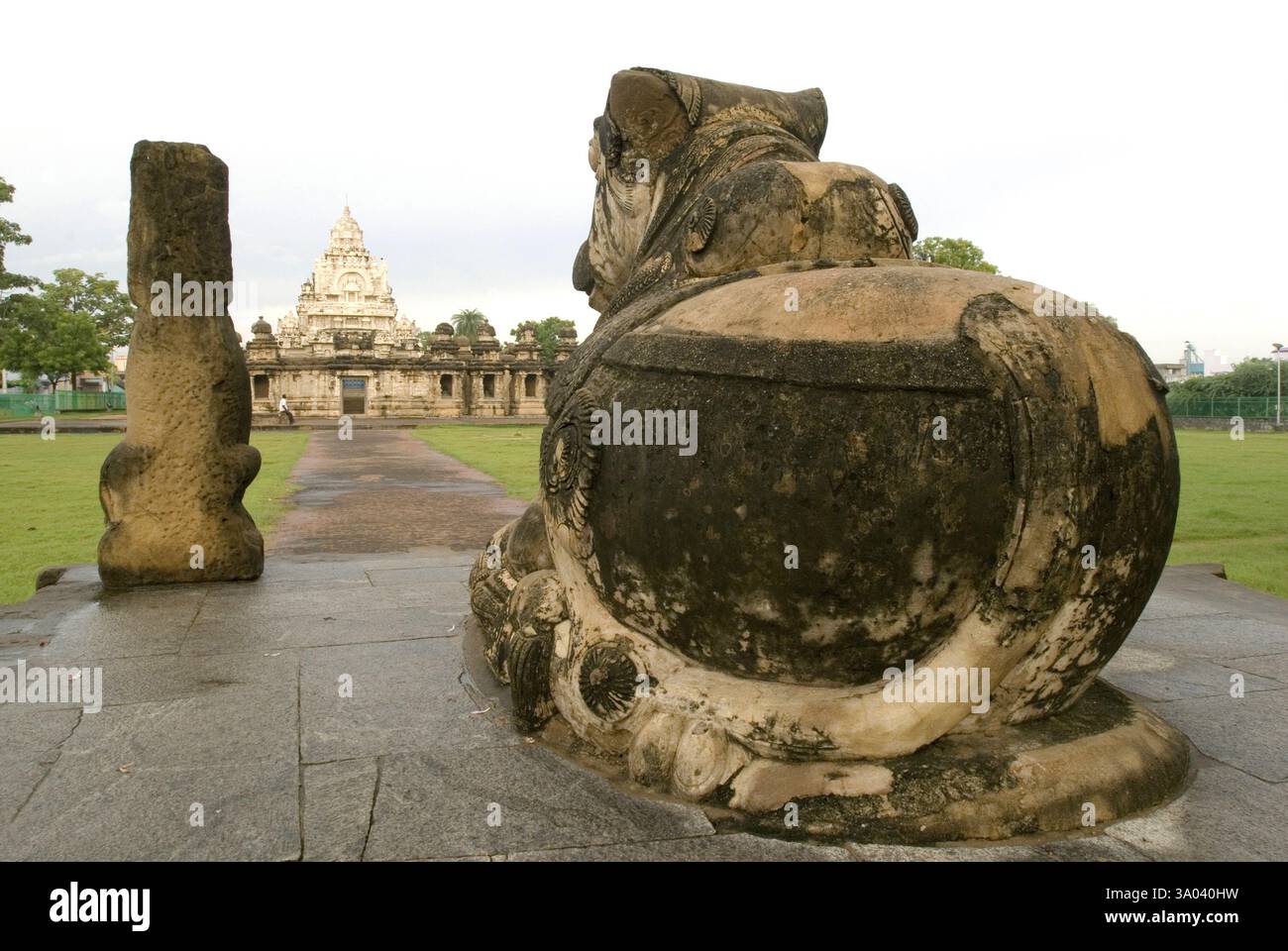 Nandi in front of Kailasanatha temple in sandstones Pallava king ...