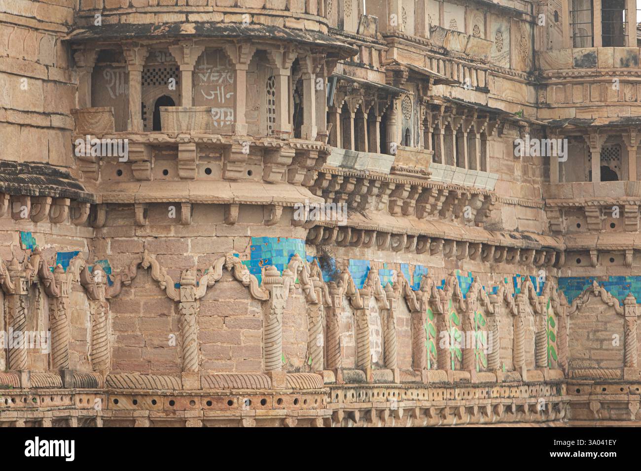 Gwalior , Madhya Pradesh, India 8-10-2022: Gwalior Fort, massive wall ...