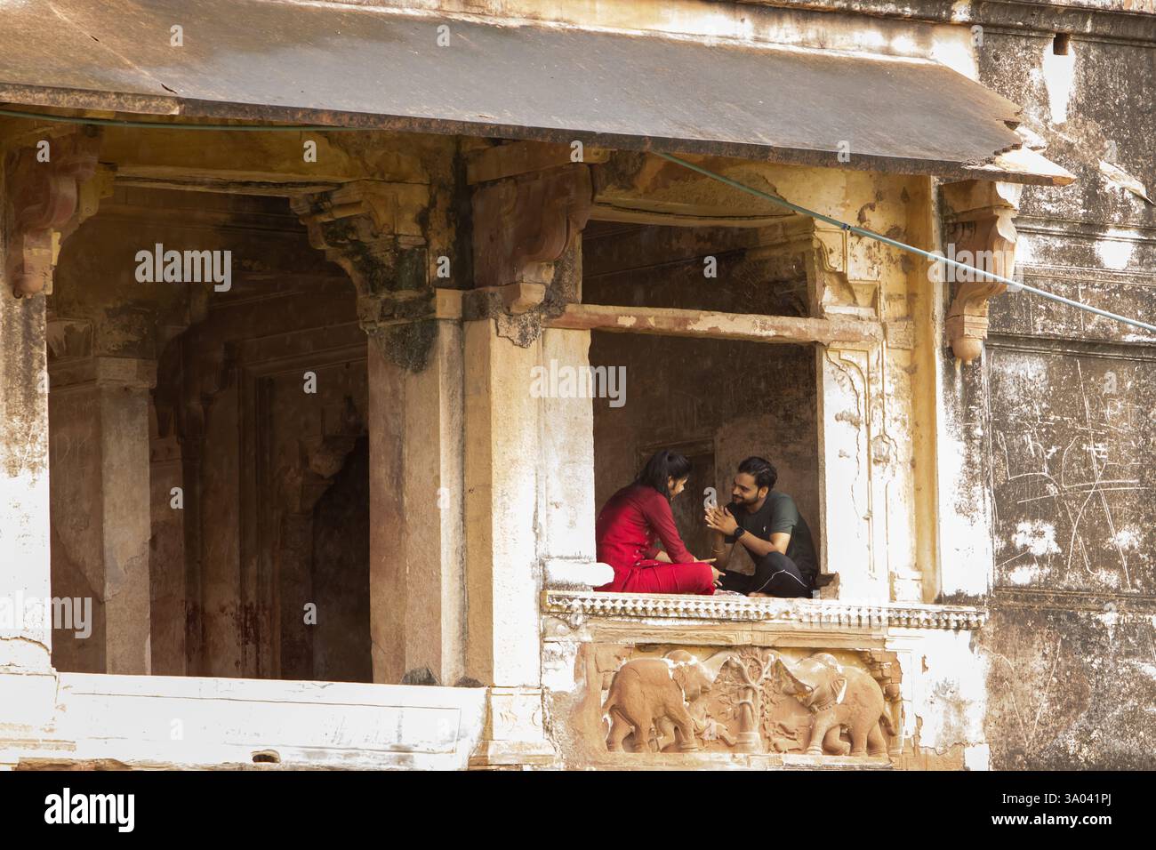 Gwalior , Madhya Pradesh, India 8-10-2022: couple in Gwalior Fort ...