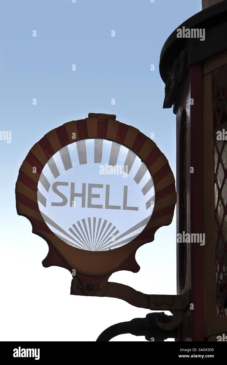 Shell company's logo in glass Stock Photo - Alamy