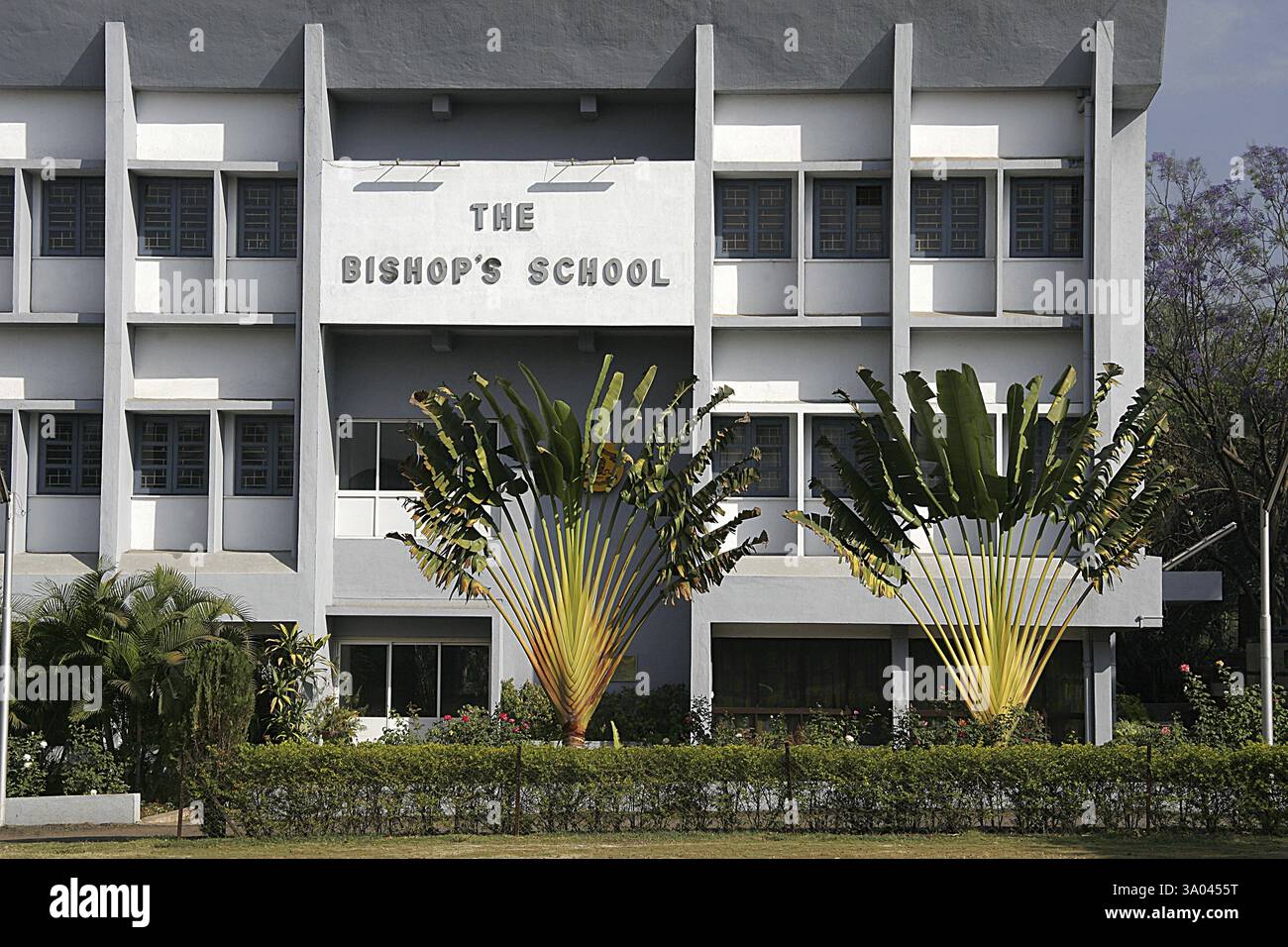 Architecture, The Bishop's School building, Camp, Pune, Maharashtra ...