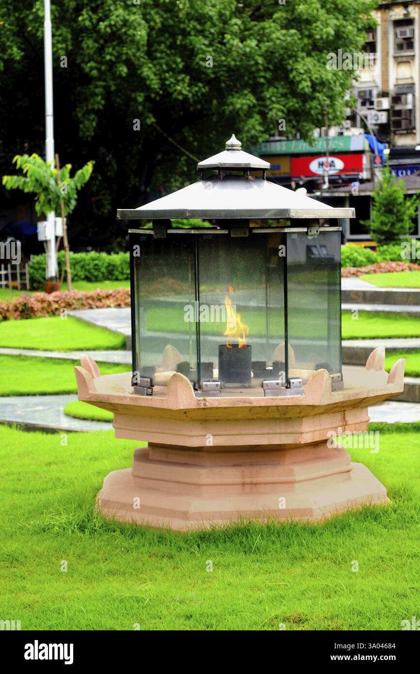 Amar jyoti at flora fountain, Bombay, Mumbai, Maharashtra, India, Asia ...