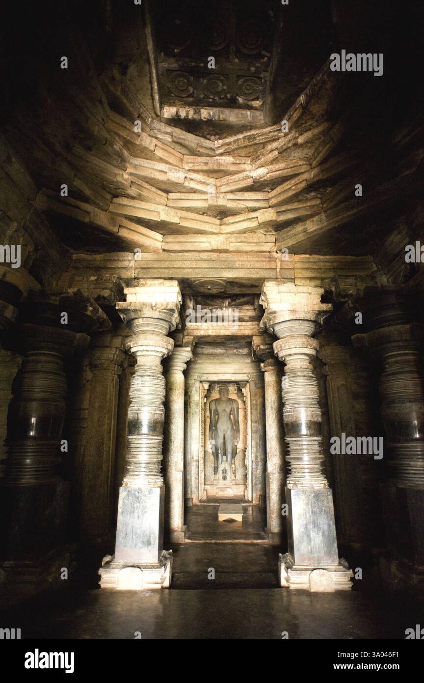 Shantinathas statue and garbhgruha at jain bastis, Halebid Halebidu ...