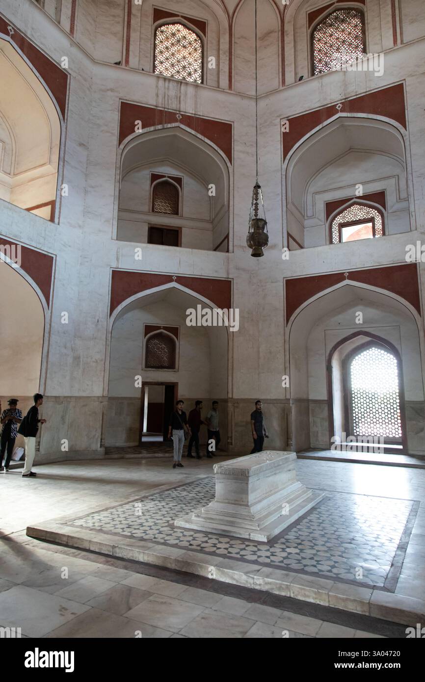 Delhi, India - 8-12-2022: Humayun's Tomb with tourists. Mughal ...