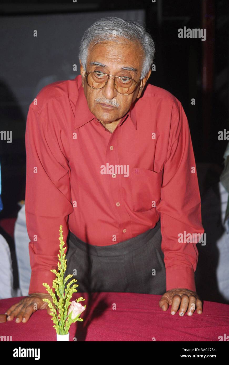 Radio jockey amin sayani, India NO MR Stock Photo - Alamy