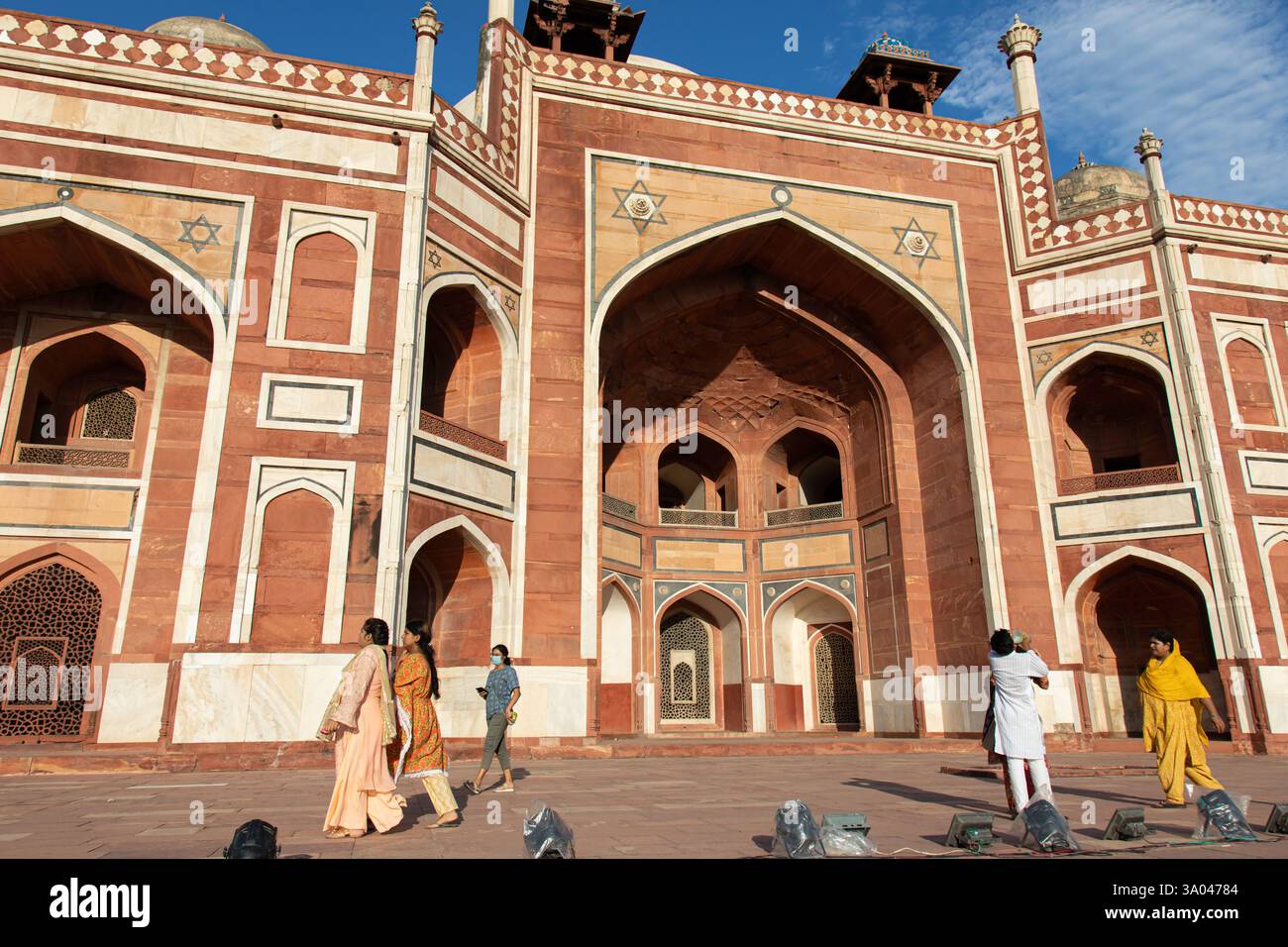 Delhi, India - 8-12-2022: Humayun's Tomb with tourists. Mughal ...