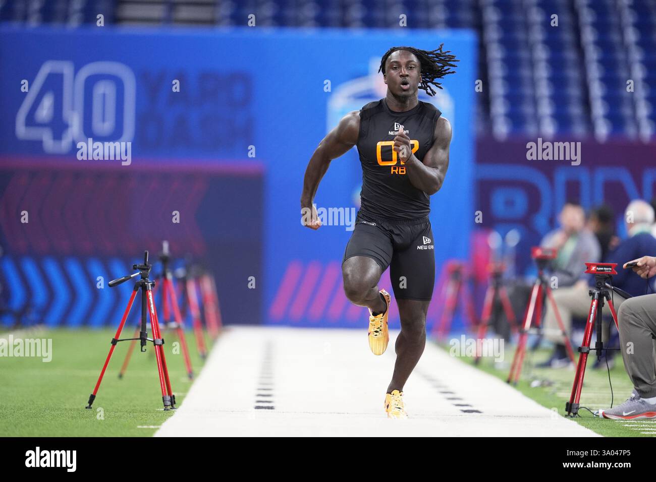 Mississippi running back Ulysses Bentley IV runs the 40-yard dash at ...