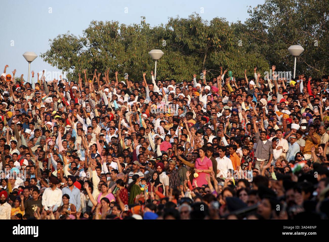 Crowd gathered to watch during changing of guard ceremony at Wagah ...