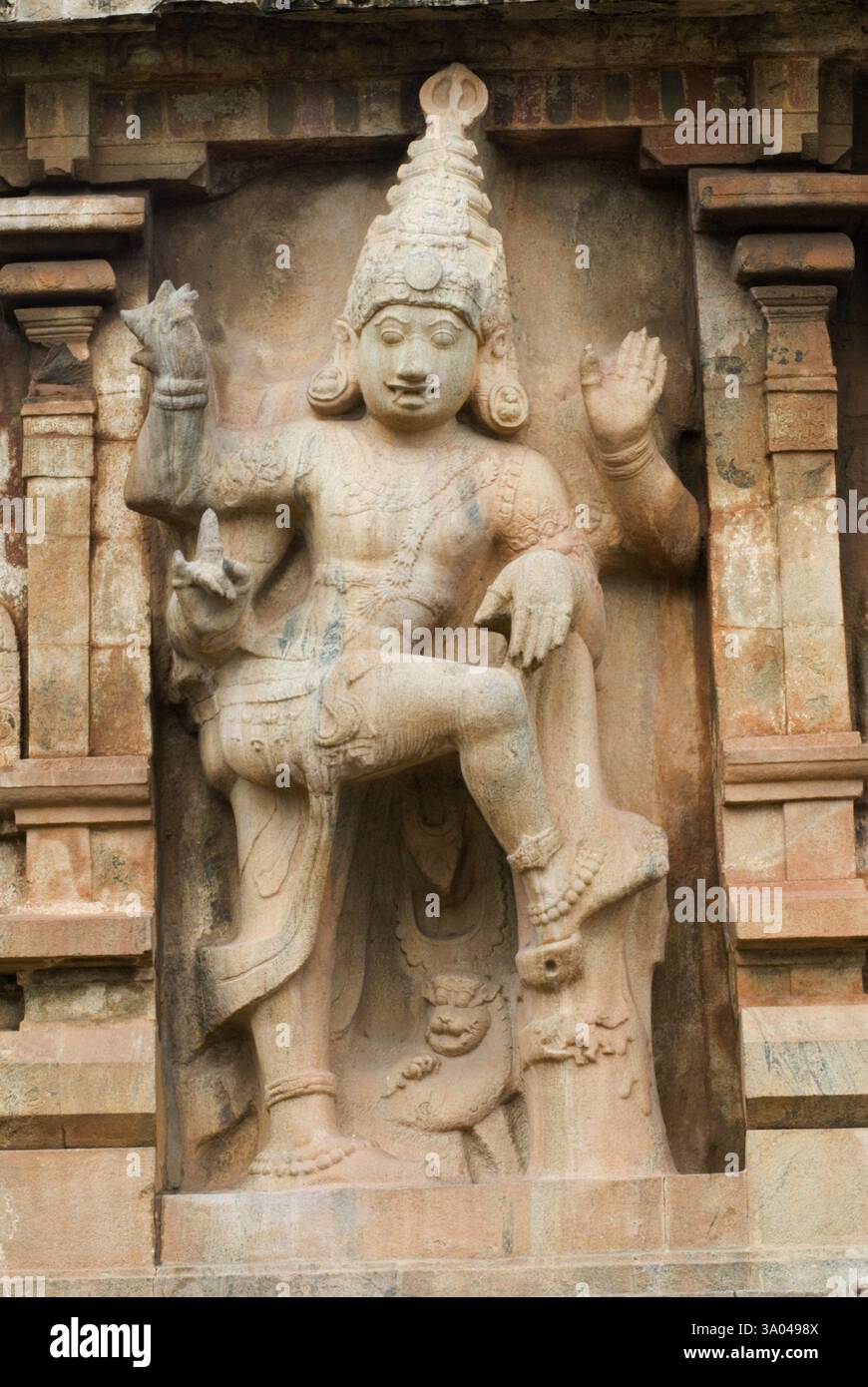 Statue on Wall of Brihadeshwara Temple Also called Big Temple Built in ...