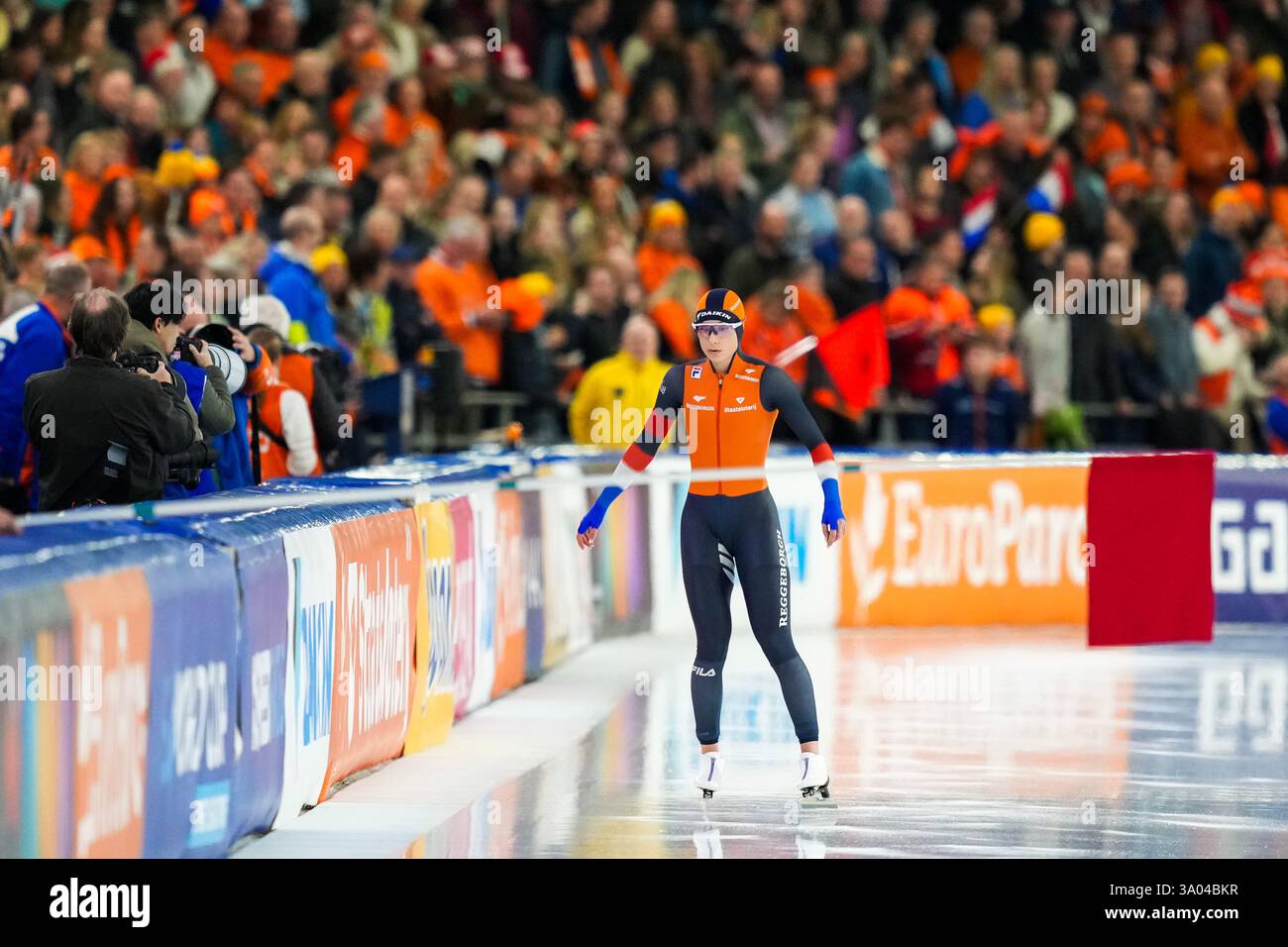 HEERENVEEN, NETHERLANDS - MARCH 2: Femke Kok of Netherlands during the ...