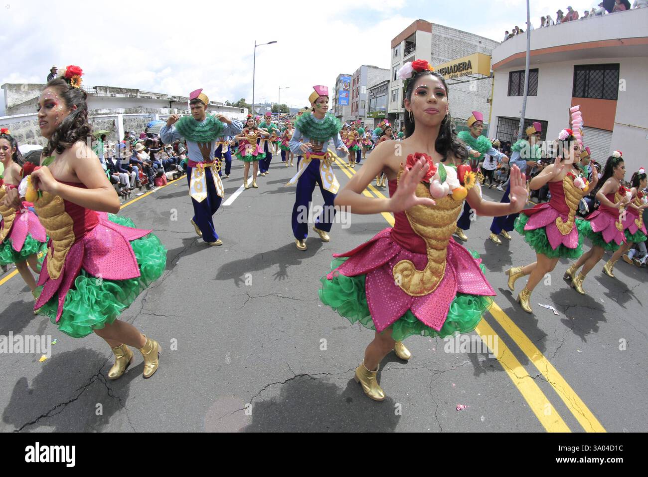 AMB FIESTA FRUIT AND FLOWERS Ambato, Sunday, March 02, 2025 With ...