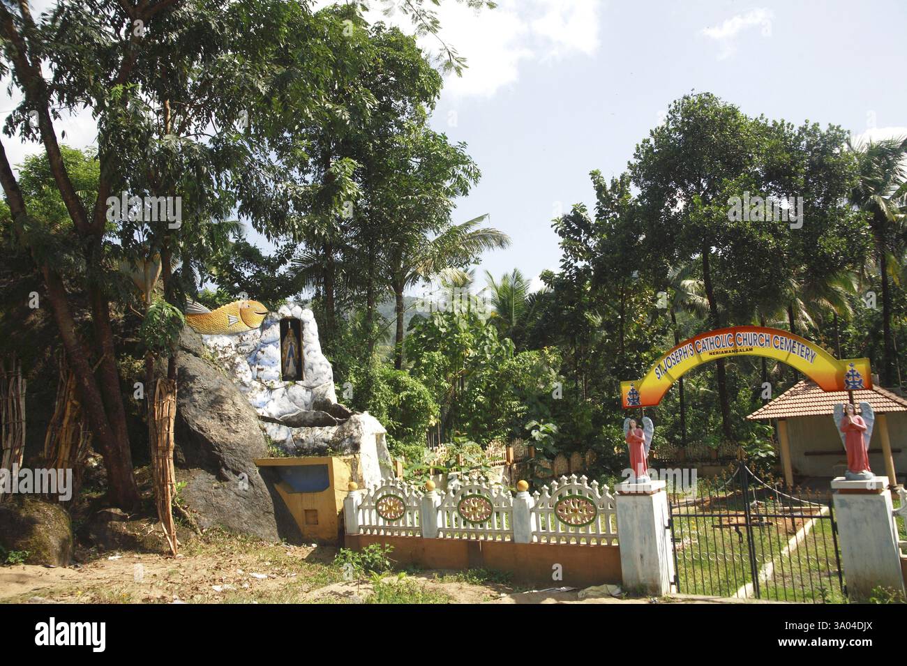 Church cemetery, Munnar, Kerala, India, Asia Stock Photo - Alamy