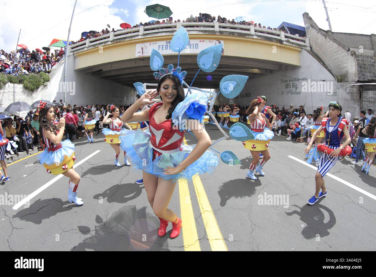 AMB FIESTA FRUIT AND FLOWERS Ambato, Sunday, March 02, 2025 With ...