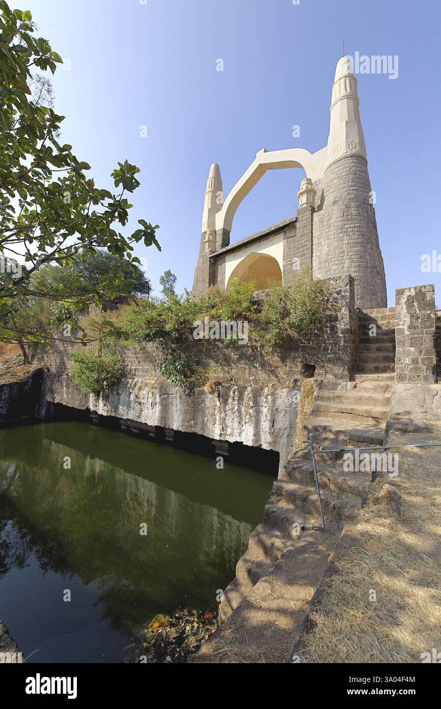 Shivneri fort hi-res stock photography and images - Alamy