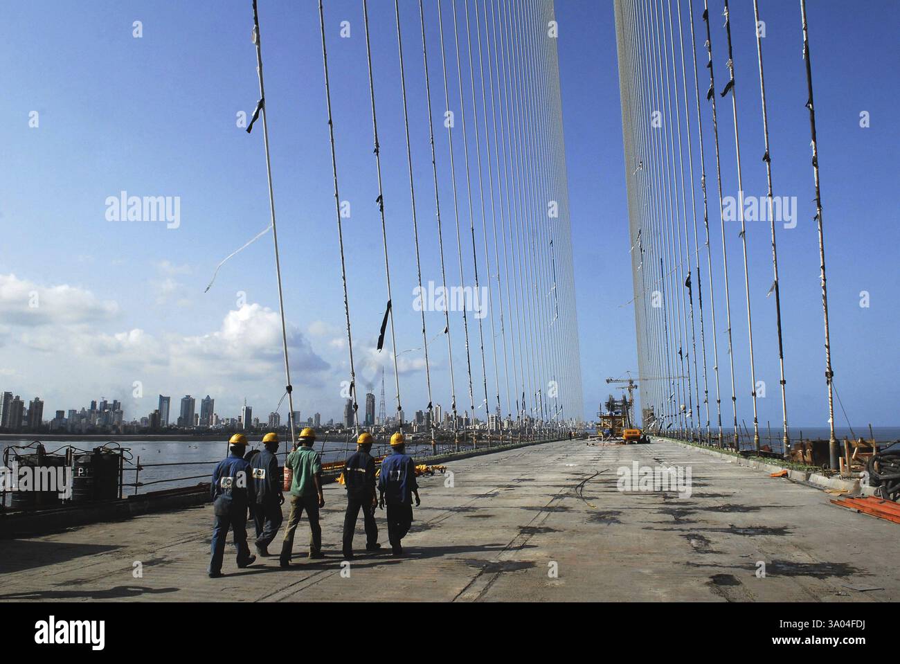 Engineers walking on cantilever bandra worli sea link known rajiv ...