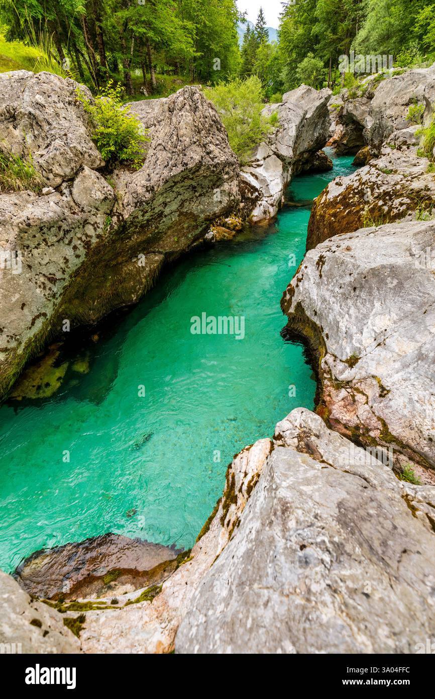 Amazing Soca river gorge in Slovenian Alps. Great Soca Gorge (Velika ...