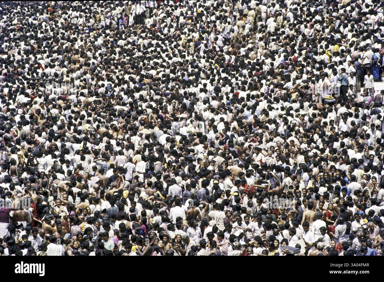 Mahamaham Kumb mela celebrated every twelve years at Mahamaham tank in ...