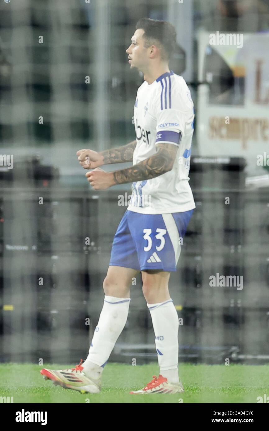 Rome, Italy. 02nd Mar, 2025. Comoâ??s French midfielder Lucas Da Cunha ...