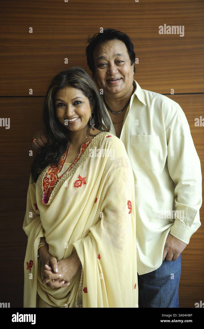 Musician and singer bhupinder singh with mitali, India NO MR Stock ...