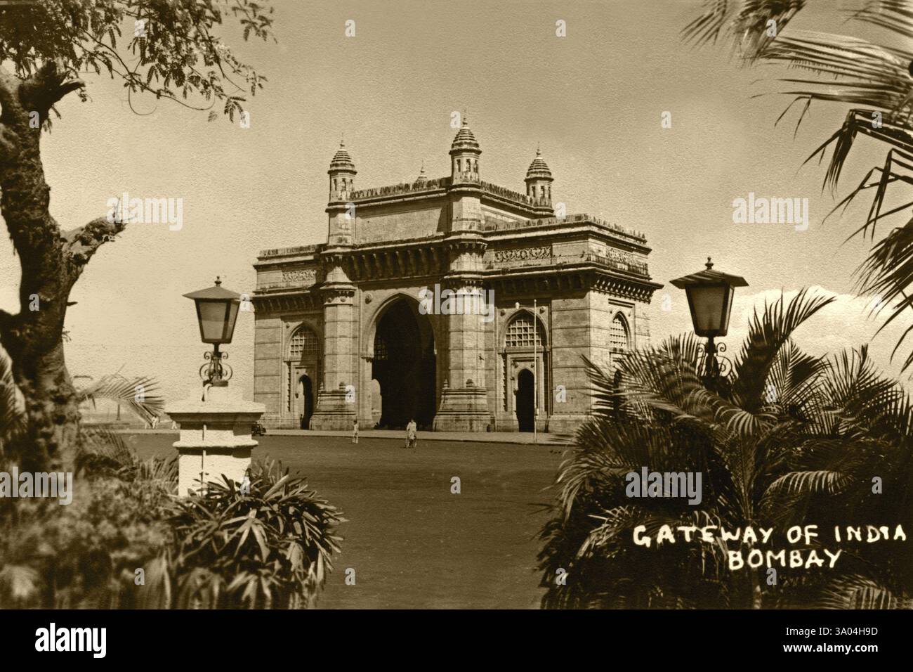 Old picture postcard of Gateway Of India, Bombay Mumbai, Maharashtra ...