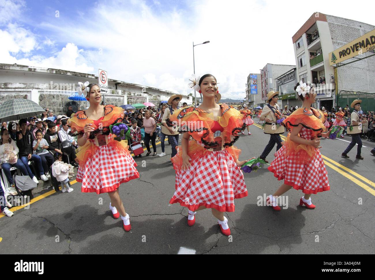 AMB FIESTA FRUIT AND FLOWERS Ambato, Sunday, March 02, 2025 With ...
