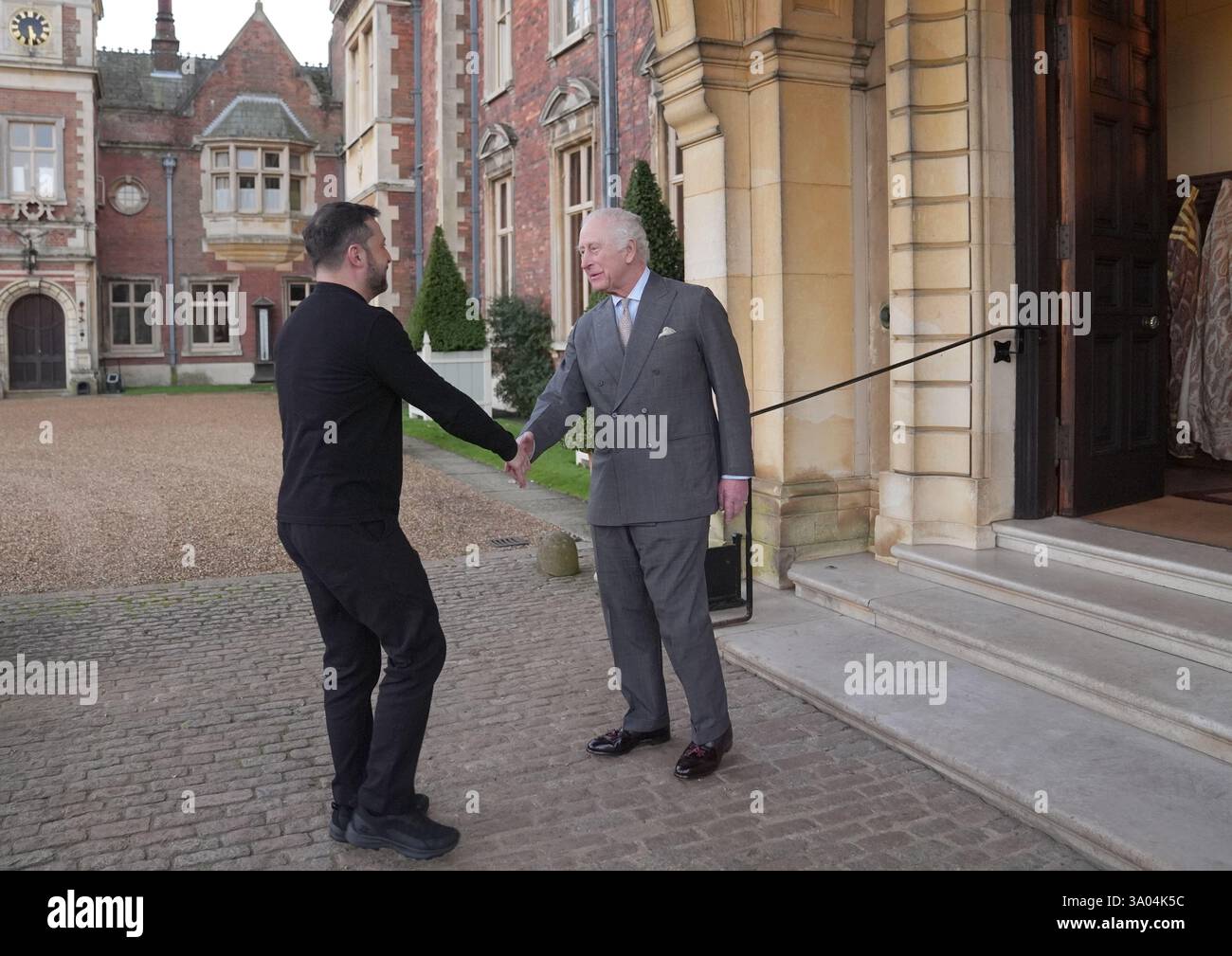 King Charles III meeting Ukrainian President Volodymyr Zelensky at the ...