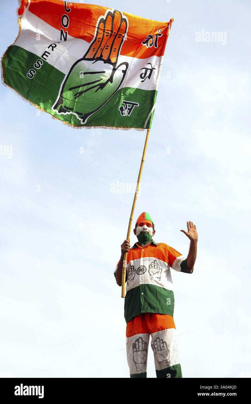 Wearing congress flag hi-res stock photography and images - Alamy