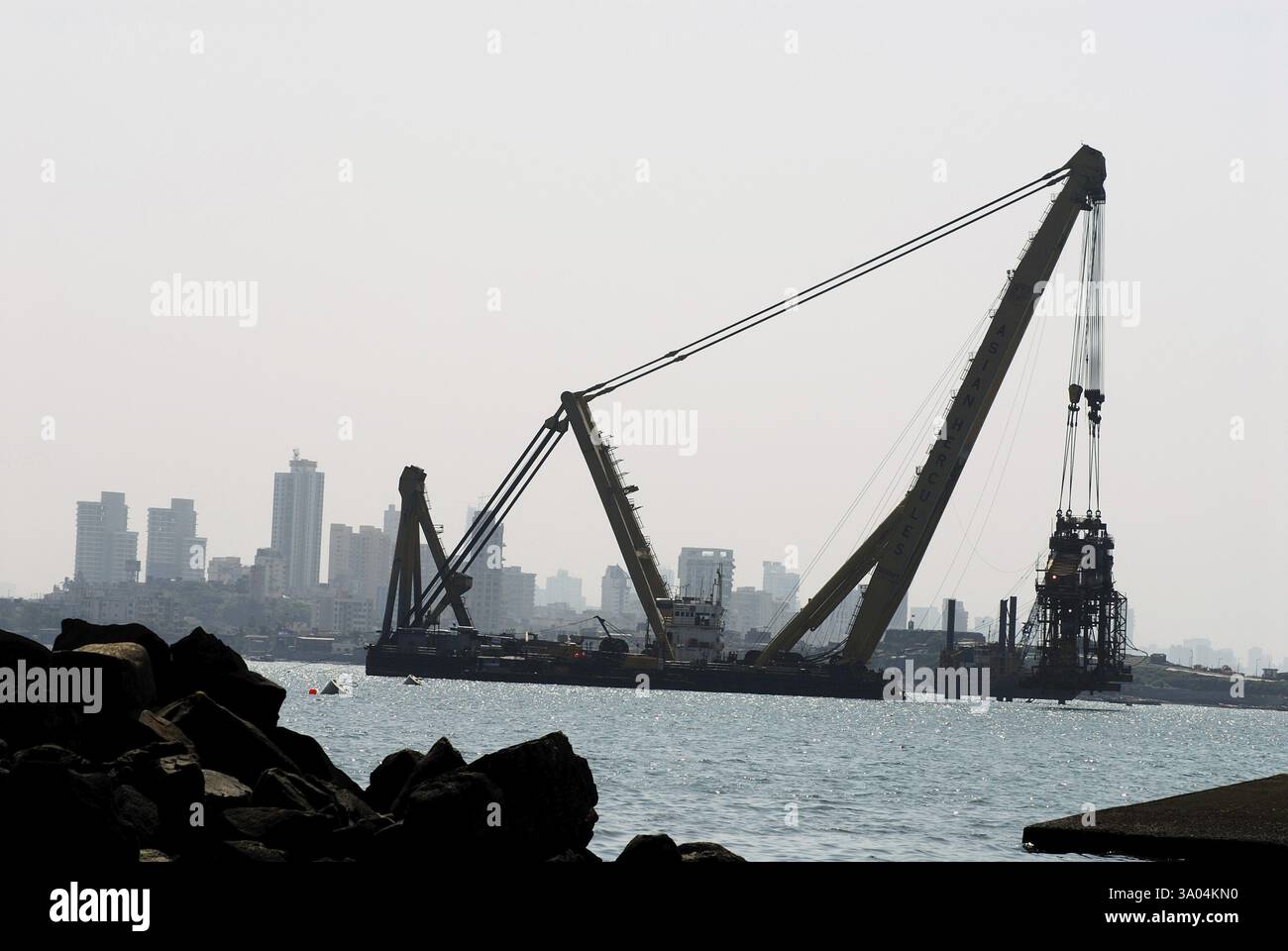Asian Hercules 1600 Metric Tonnes Crane Carrying Load Standing in Mahim ...