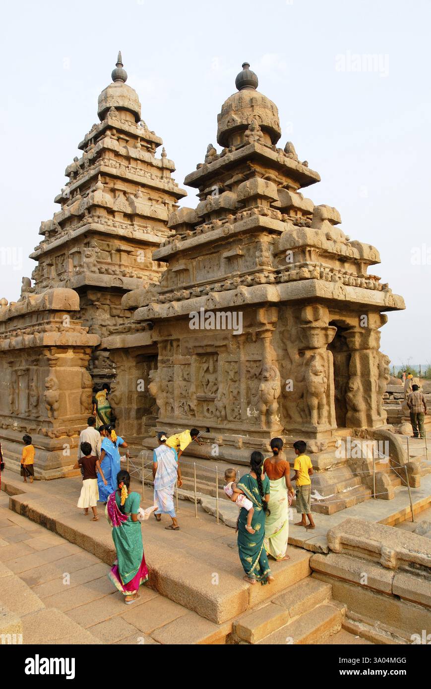 Hindu shore temples in hi-res stock photography and images - Alamy