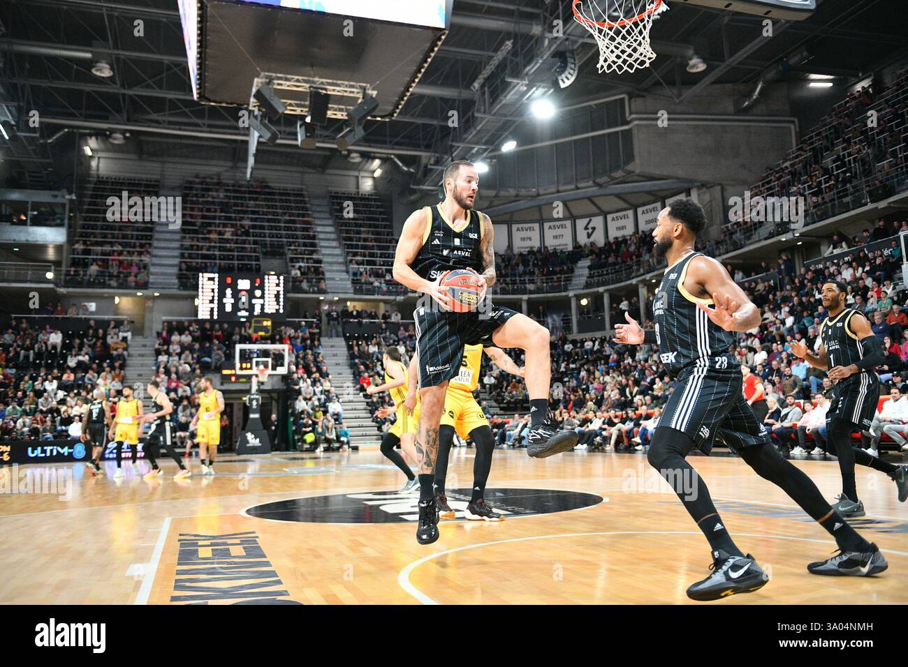 Joffrey Lauvergne of LDLC Asvel during the French championship, Betclic ...