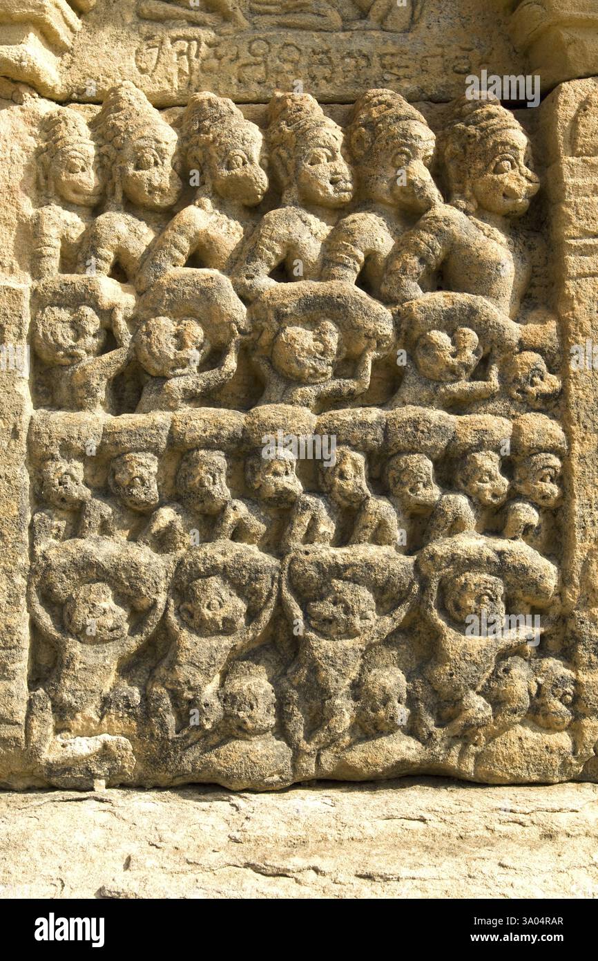 Rows of monkey armies, sculptures in Papanatha temple Mukteswara ...