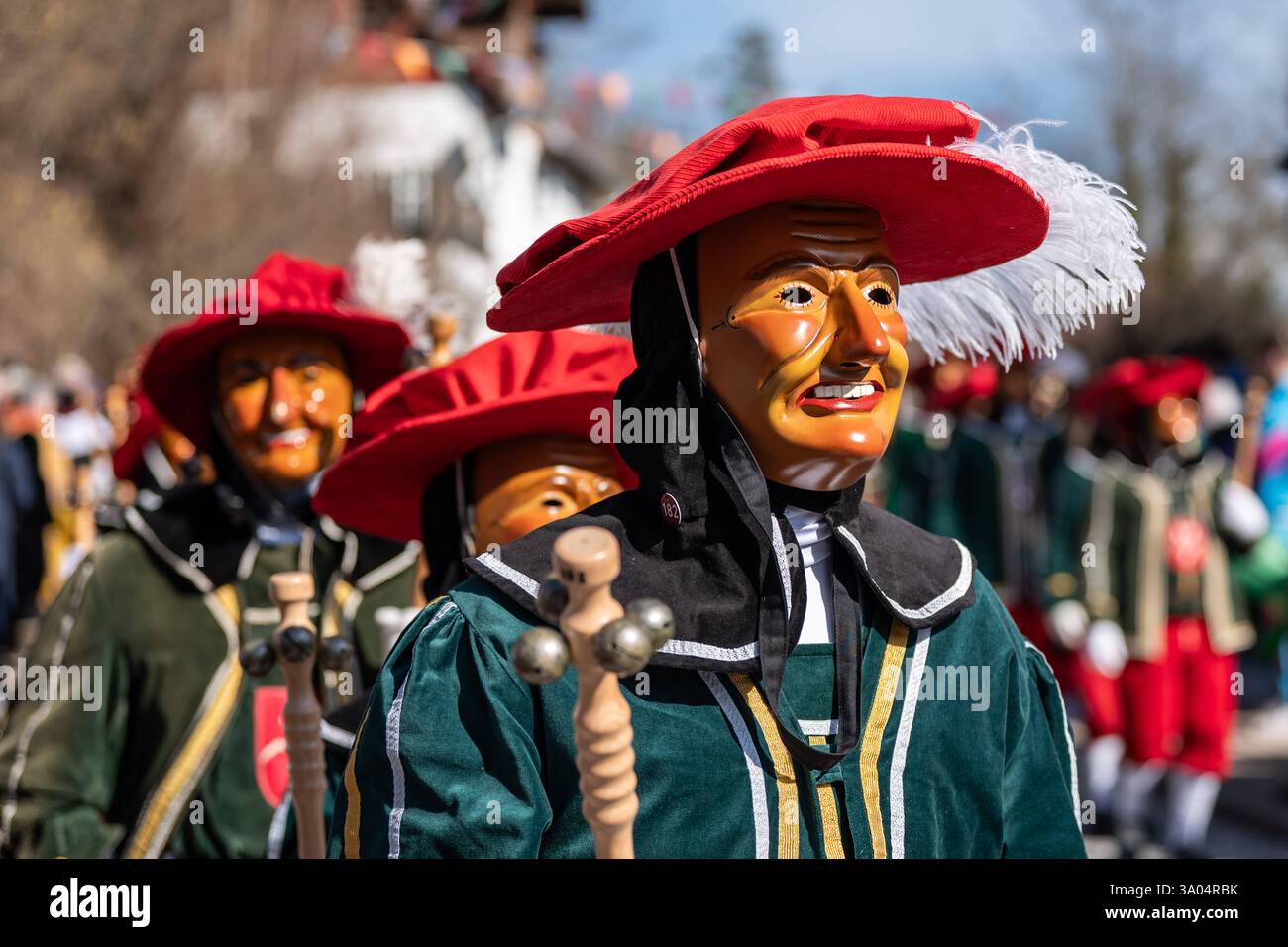 Der Vogt, eine Narrenfigur der Narrenvogtei Kolbingen e.V. nimmt bei ...