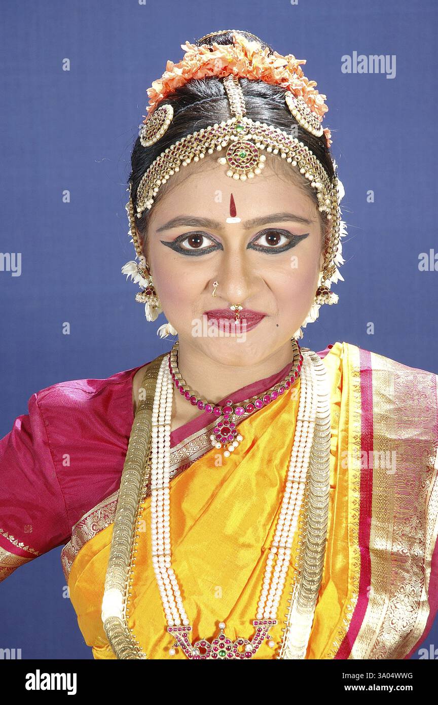 Bharatnatyam, Indian Classical Dance Stock Photo - Alamy