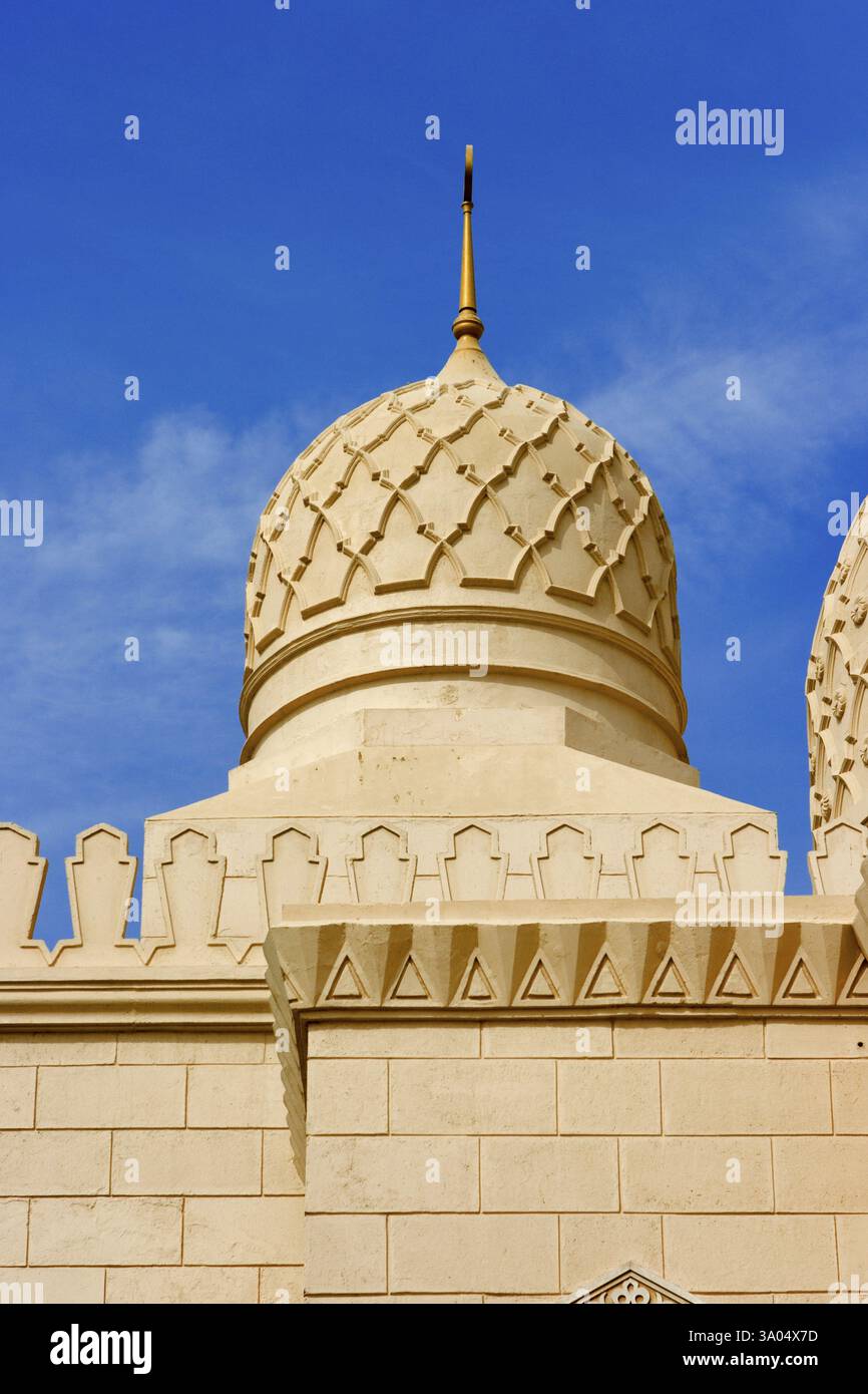 Mosque one famous landmarks hi-res stock photography and images - Alamy