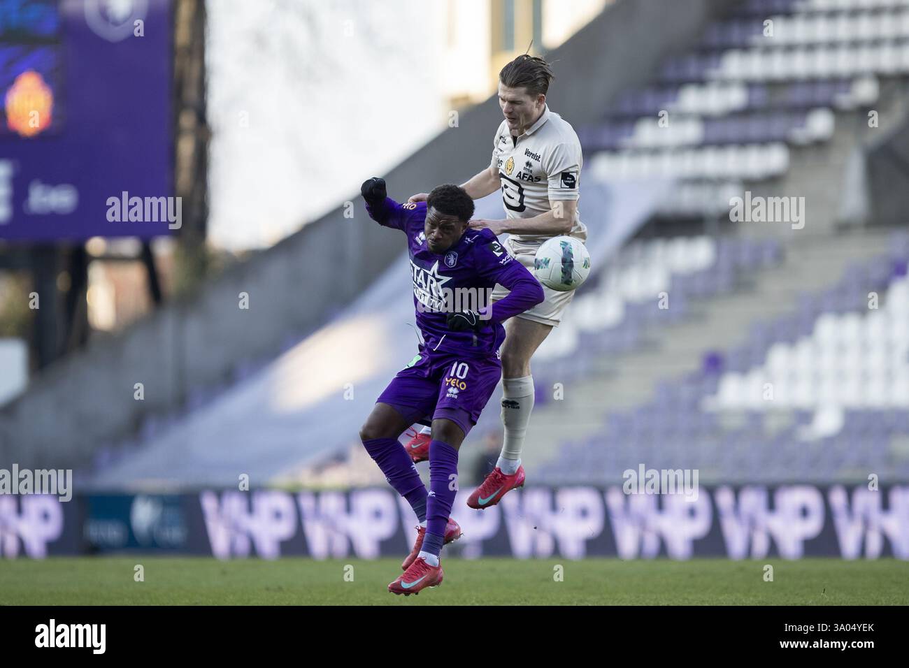 Beerschot's Daishawn Redan and Mechelen's Daam Foulon pictured in action during a soccer game ...
