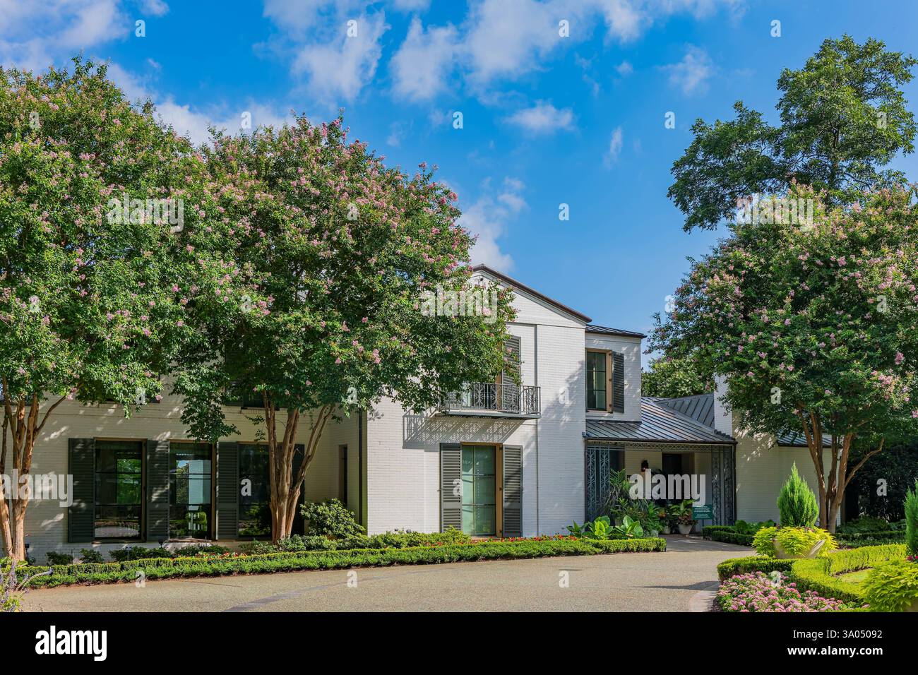 Sunny exterior view of The Dallas Arboretum and Botanical Garden at ...