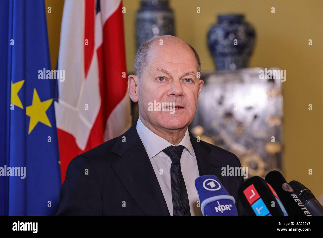 London, UK. 02nd Mar, 2025. Federal Chancellor Olaf Scholz (SPD) makes ...