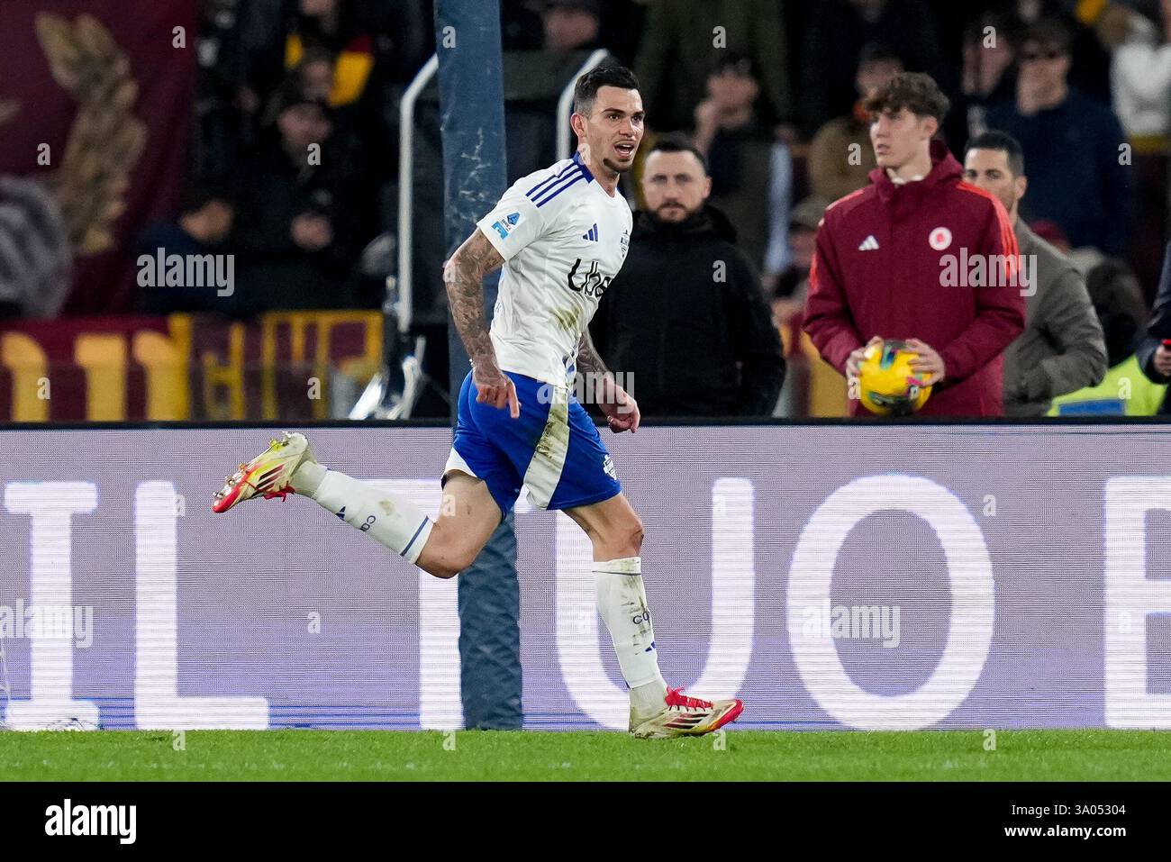 Rome, Italy. 02nd Mar, 2025. Lucas Da Cunha of Como 1907 celebrates ...