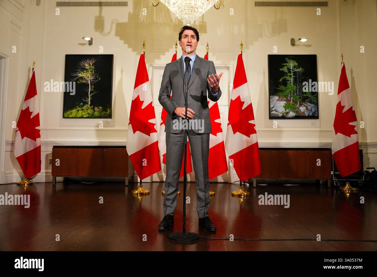 London, UK. 02nd Mar, 2025. Prime Minister Justin Trudeau holds a press ...