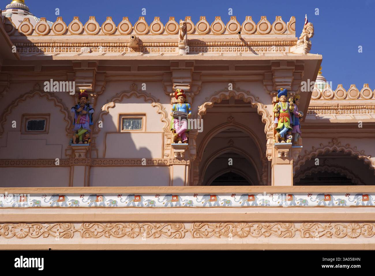 Heritage old Swaminarayan temple, Junagadh, Saurashtra, Gujarat, India ...