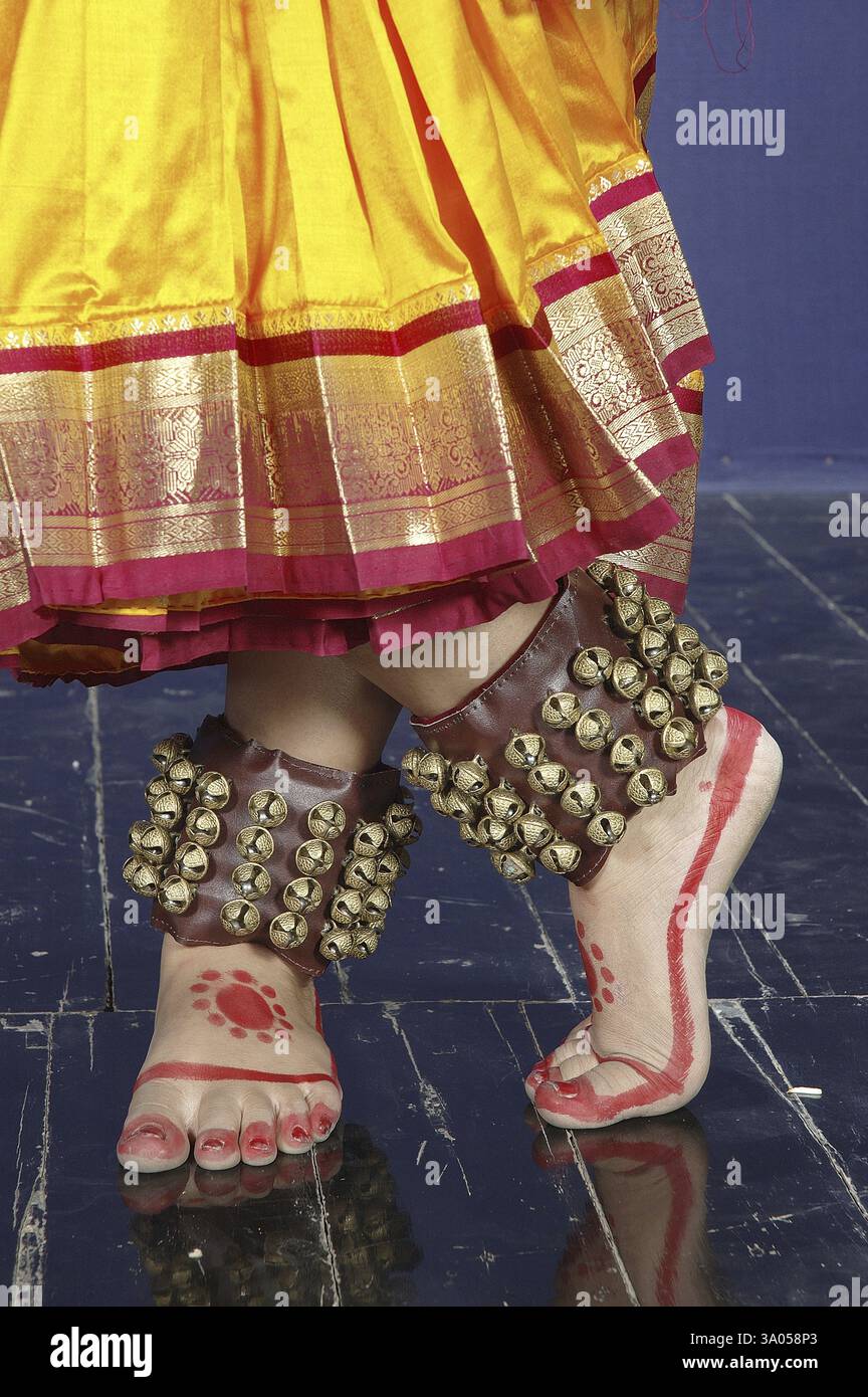 Bharatnatyam Indian Classical Dance, close up of feet's wearing ghungru Stock Photo - Alamy