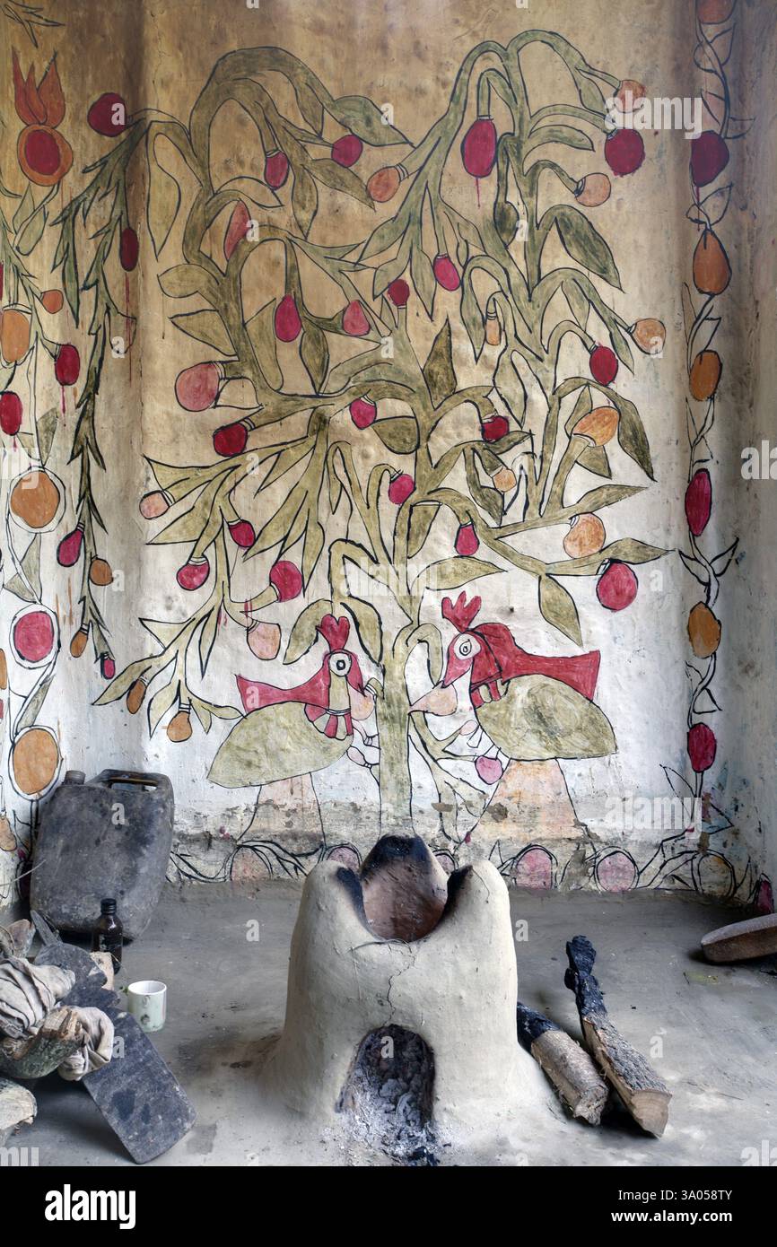 Madhubani painting on wall hi-res stock photography and images - Alamy