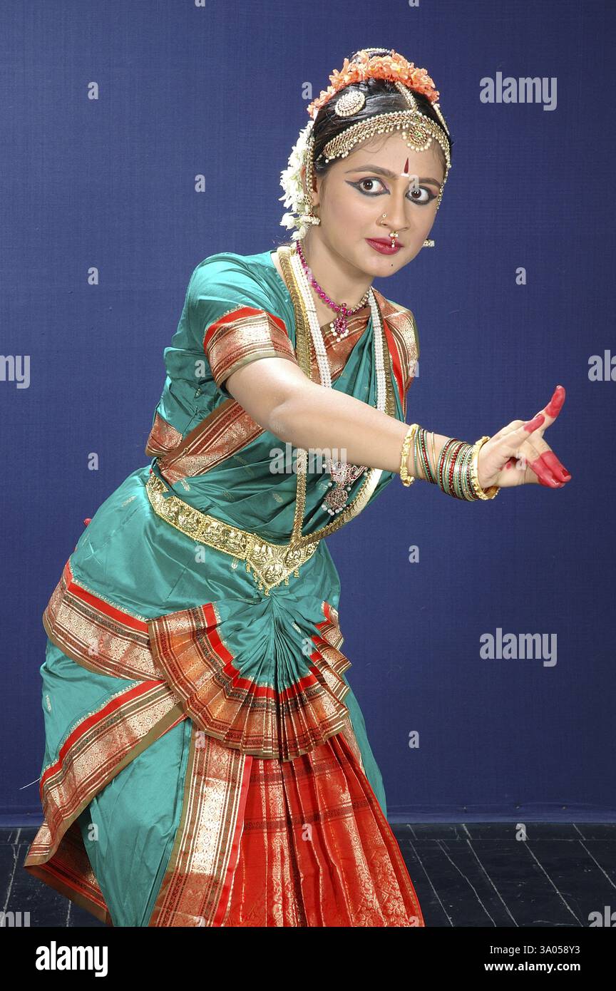 Bharatnatyam, Indian Classical Dance Stock Photo - Alamy
