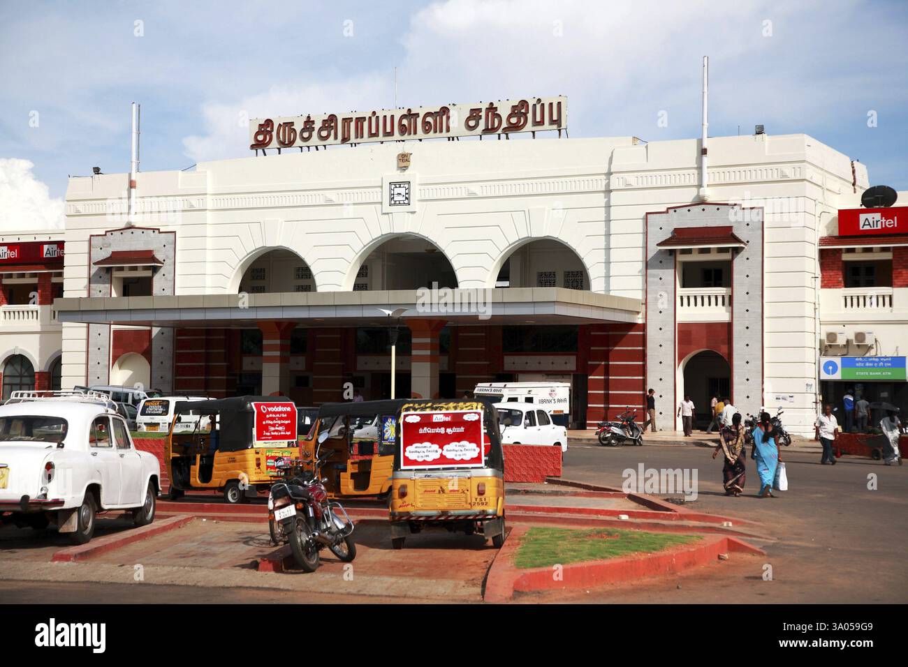 India tamil nadu tuk tuk auto hi-res stock photography and images - Alamy