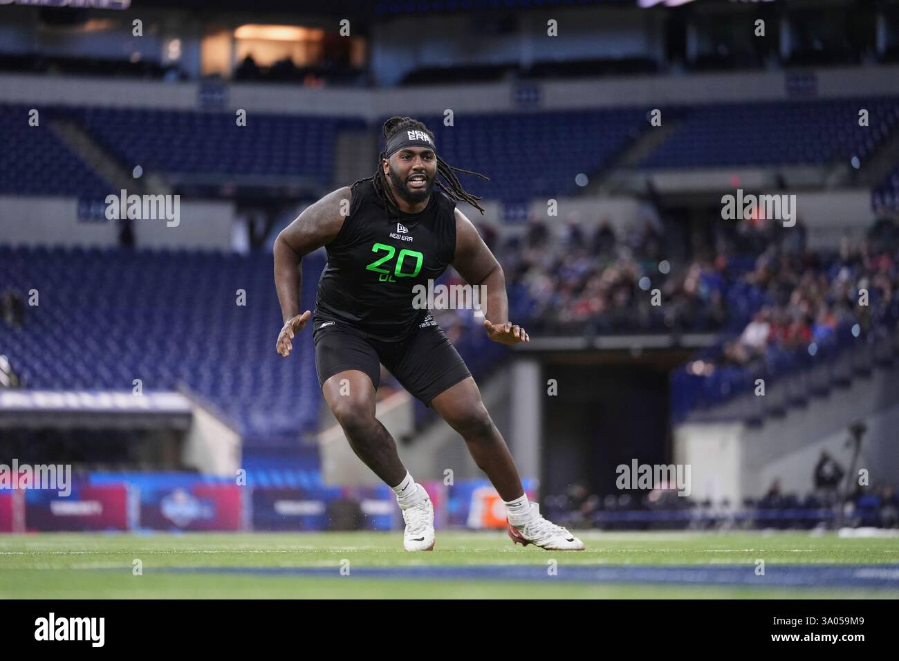Ohio State offensive lineman Donovan Jackson runs a drill at the NFL ...