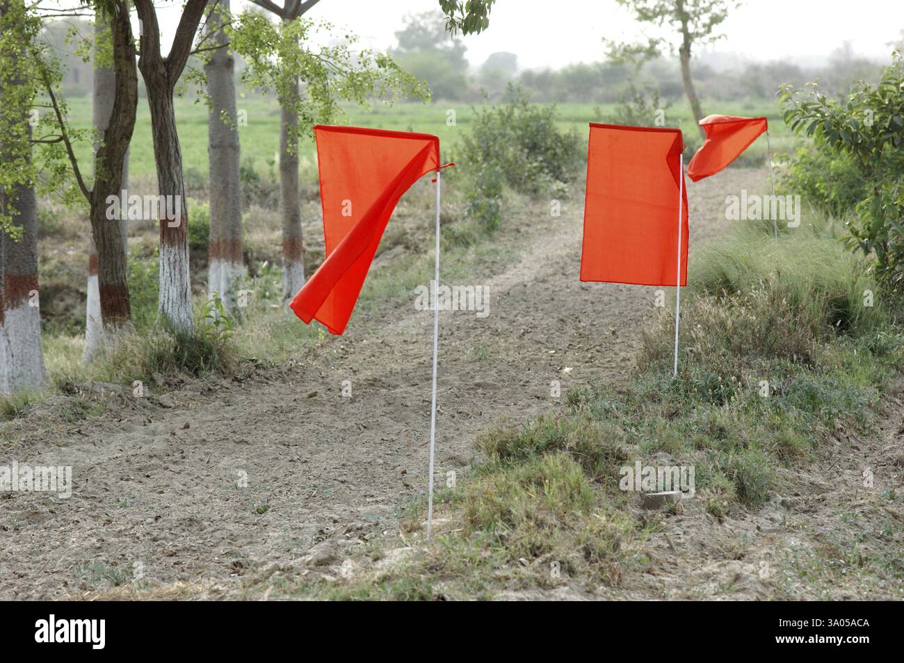 Red flags hanged on India & Pakistan border, Wagah border, Attari ...