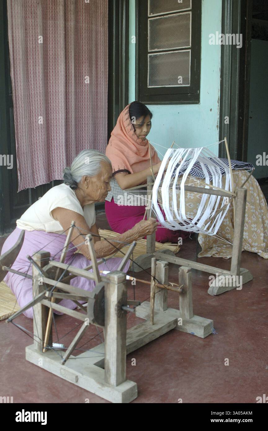 Loom manipur hi-res stock photography and images - Alamy