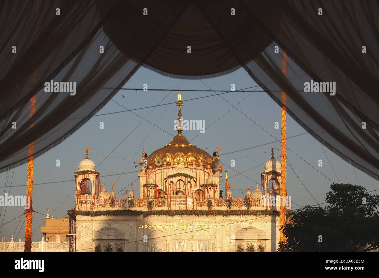 Gumath or tomb of Sachkhand Saheb Gurudwara decorated flowers lights ...