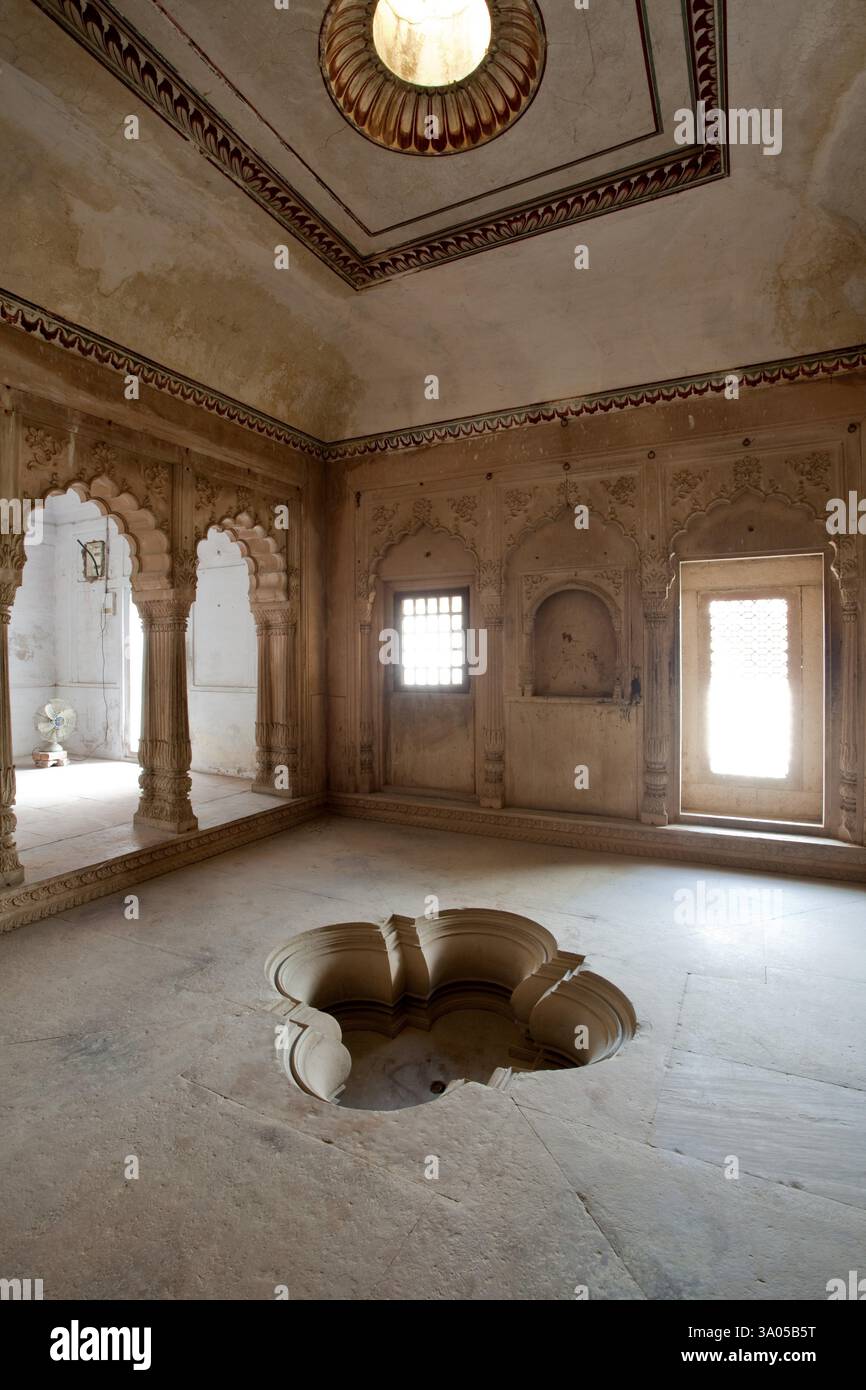 Hamam old bathroom in Government museum, Bharatpur, Rajasthan, India ...