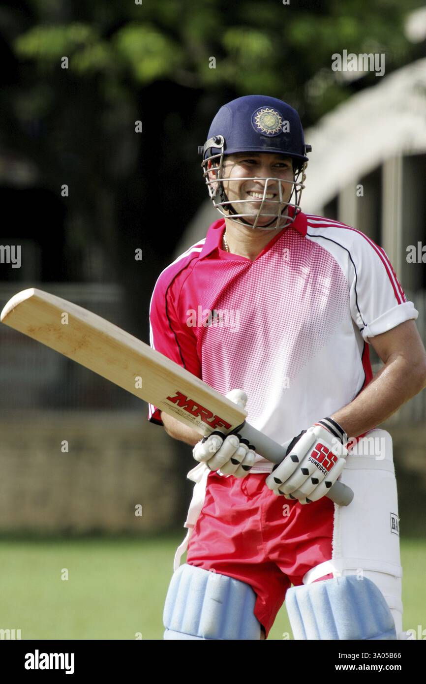 Master Blaster Sachin Tendulkar net practicing in Bombay Mumbai ...